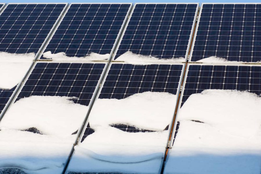 Effective Ways to Melt Snow on Solar Panels: Myths & Facts